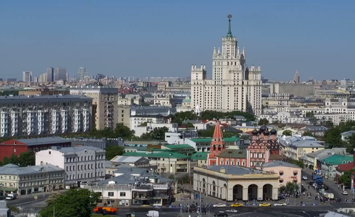 Slavy Square, Moscow, Moscow, Moscow Oblast, Russia – Live Webcams